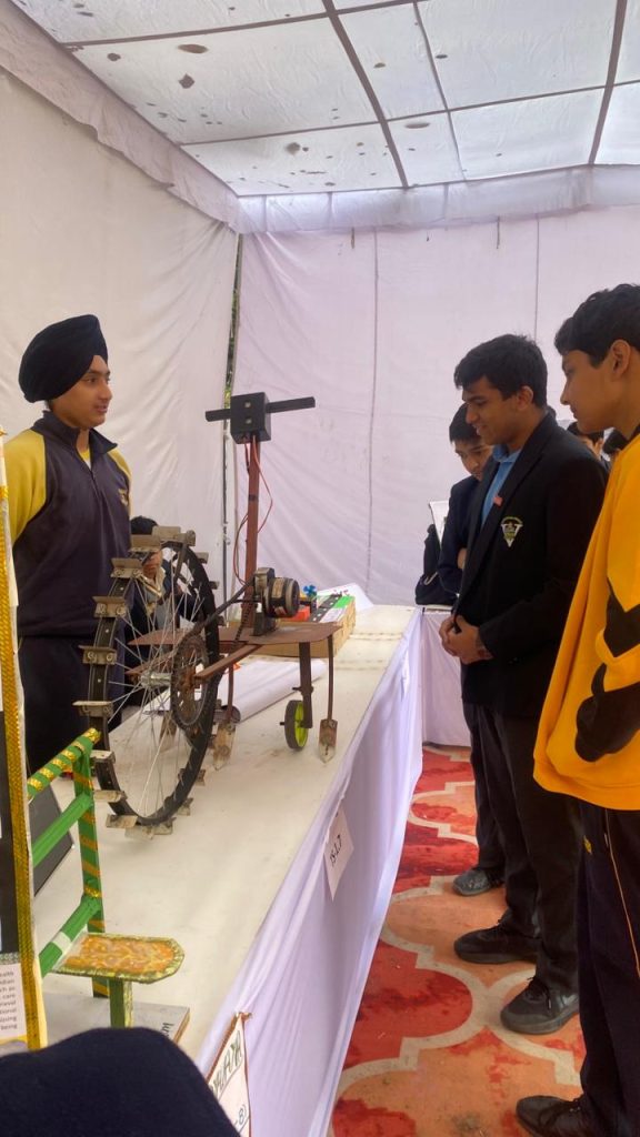 Class X Visit to State-Level Children's Science Exhibition - Vivek High ...